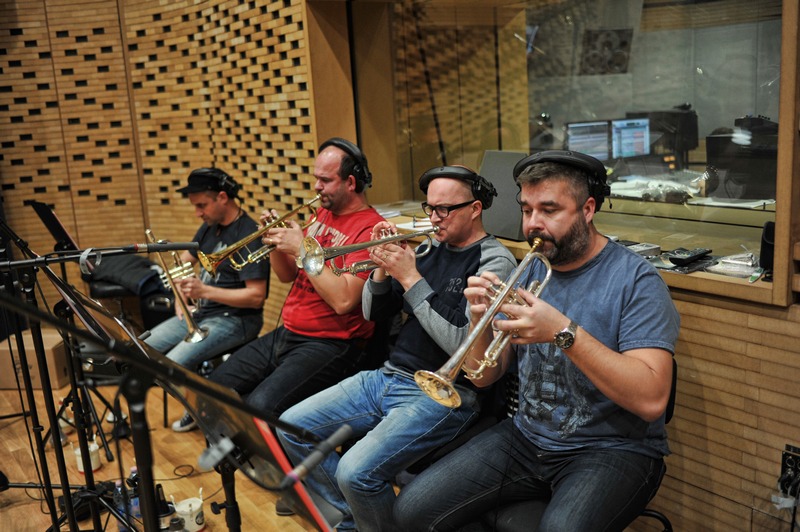 B-Side Band po první dekádě - Časopis Harmonie